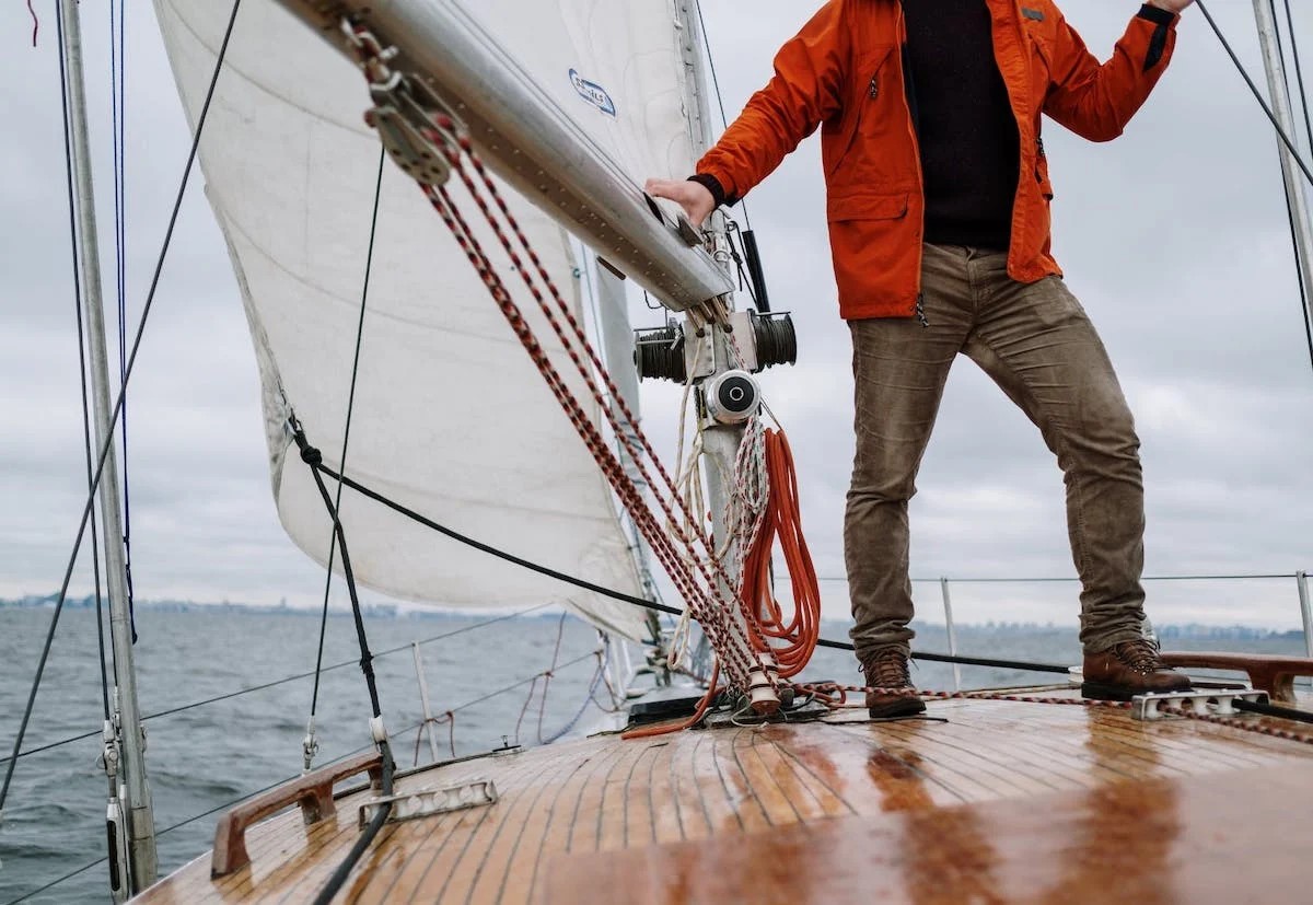 Block and tackle - understanding mechanical advantage on sailing boats