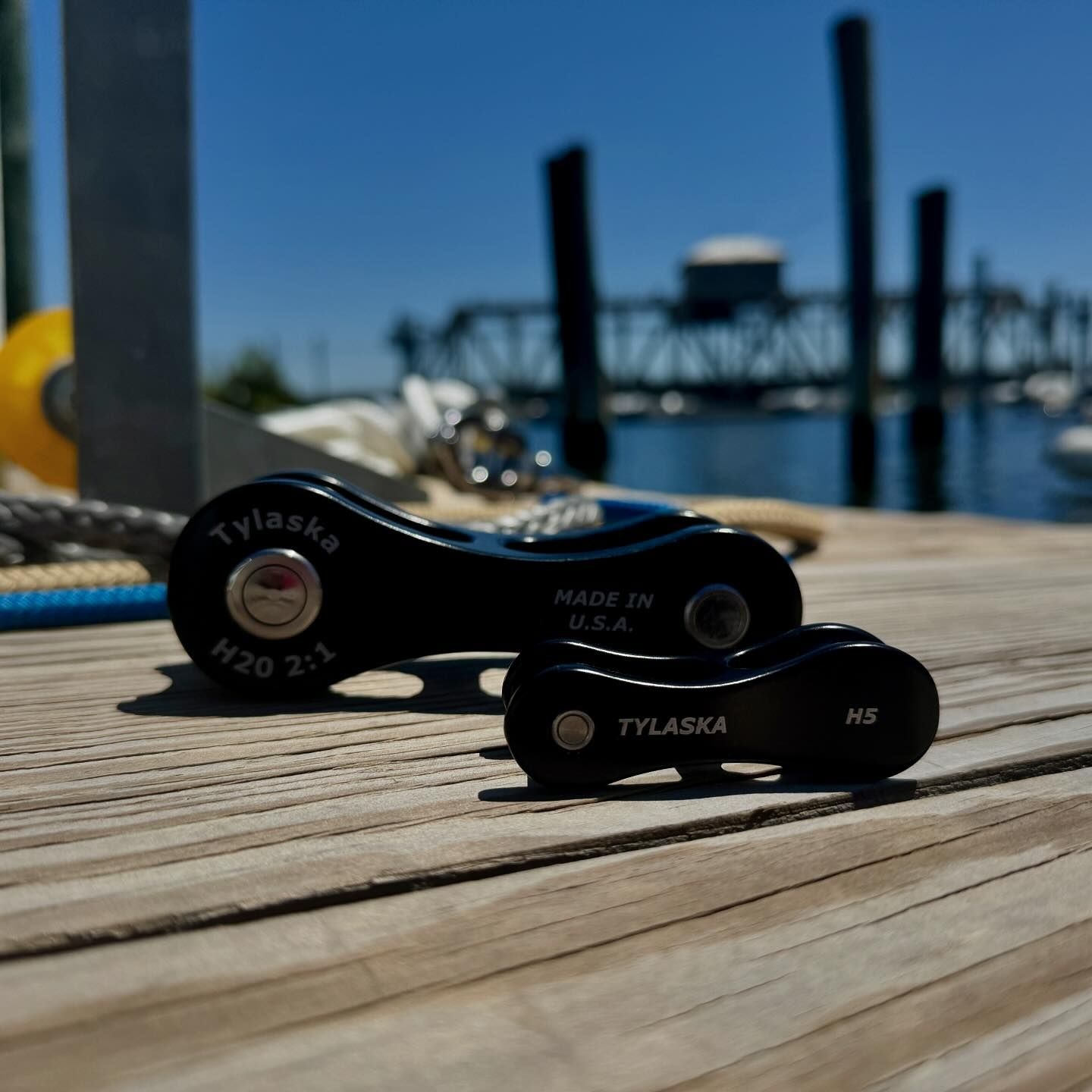 ¿Qué grilletes de driza y dogbones necesito?